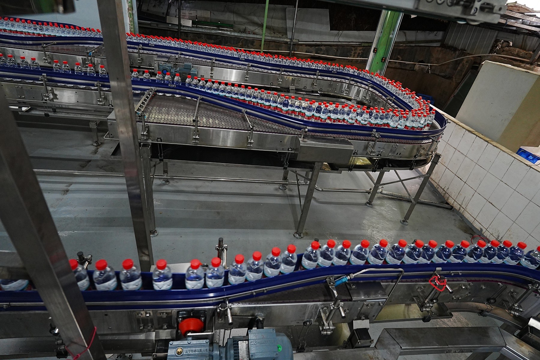 Bottle Conveyor System Conveyor Line For 24000BPH Bottled Water ...